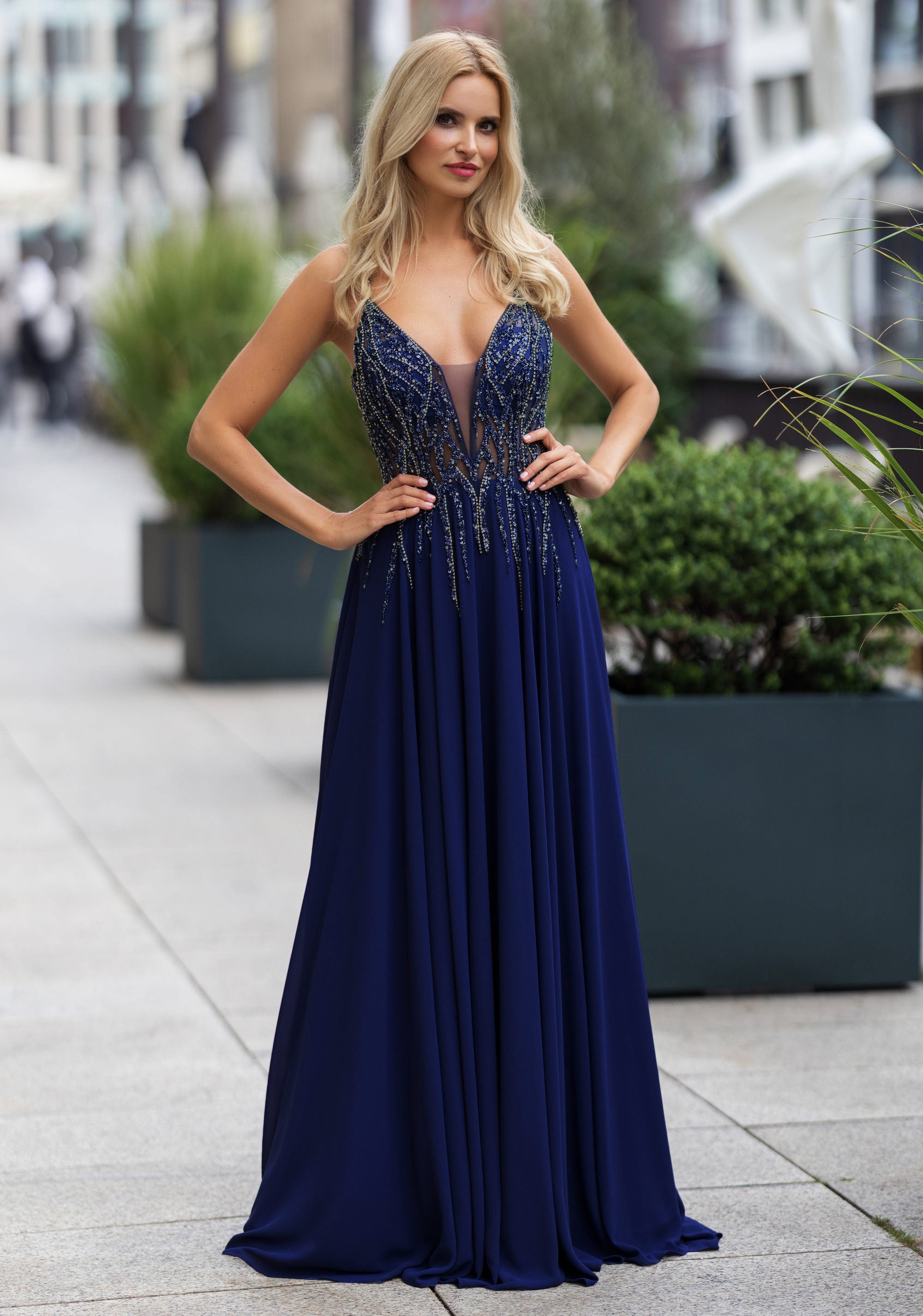 CK0775 – ELLIOTT CHAMBERS