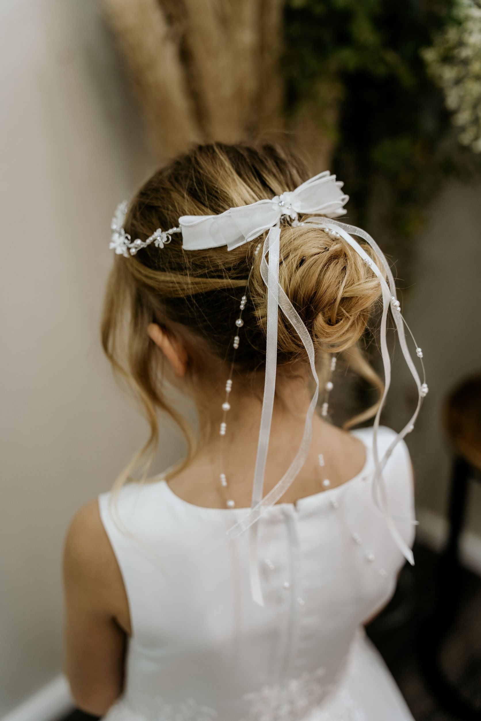 EM2359 – ELLIOTT CHAMBERS